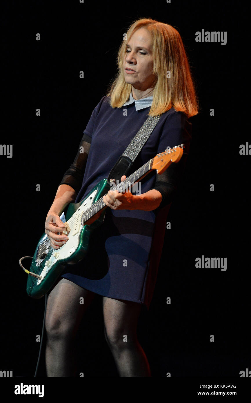 Charlotte Caffey High Resolution Stock Photography and Images - Alamy