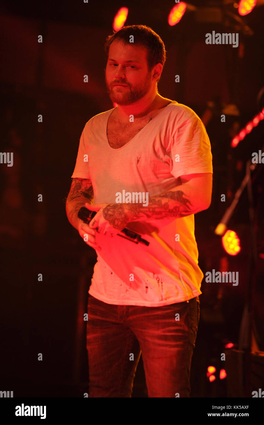 FORT LAUDERDALE, FL - NOVEMBER 21: Danny Worsnop of Asking Alexandria ...