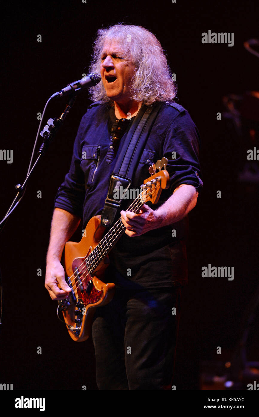 FORT LAUDERDALE FL - NOVEMBER 12: Rich Williams, David Manion, Billy ...