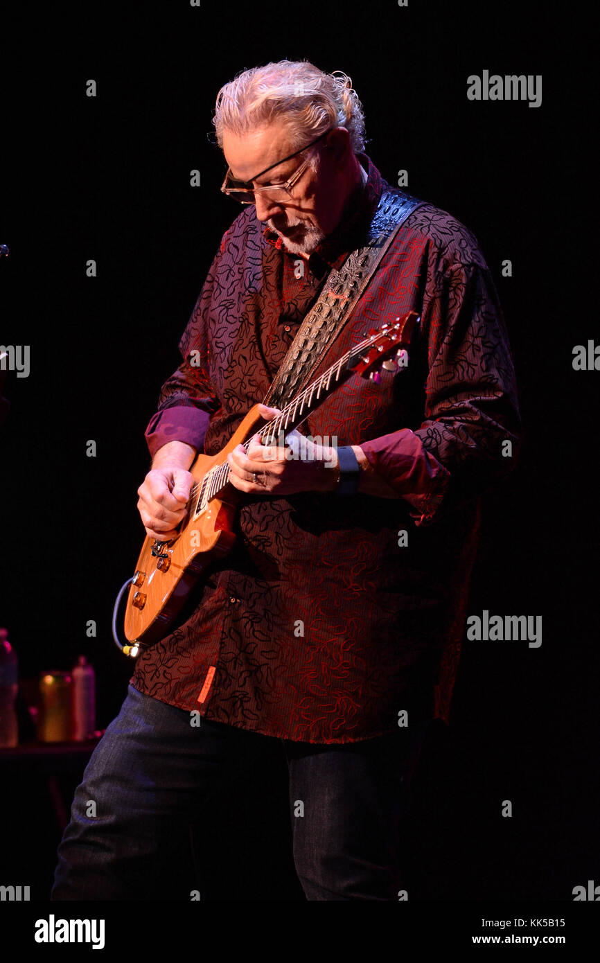 FORT LAUDERDALE FL - NOVEMBER 12: Rich Williams, David Manion, Billy ...