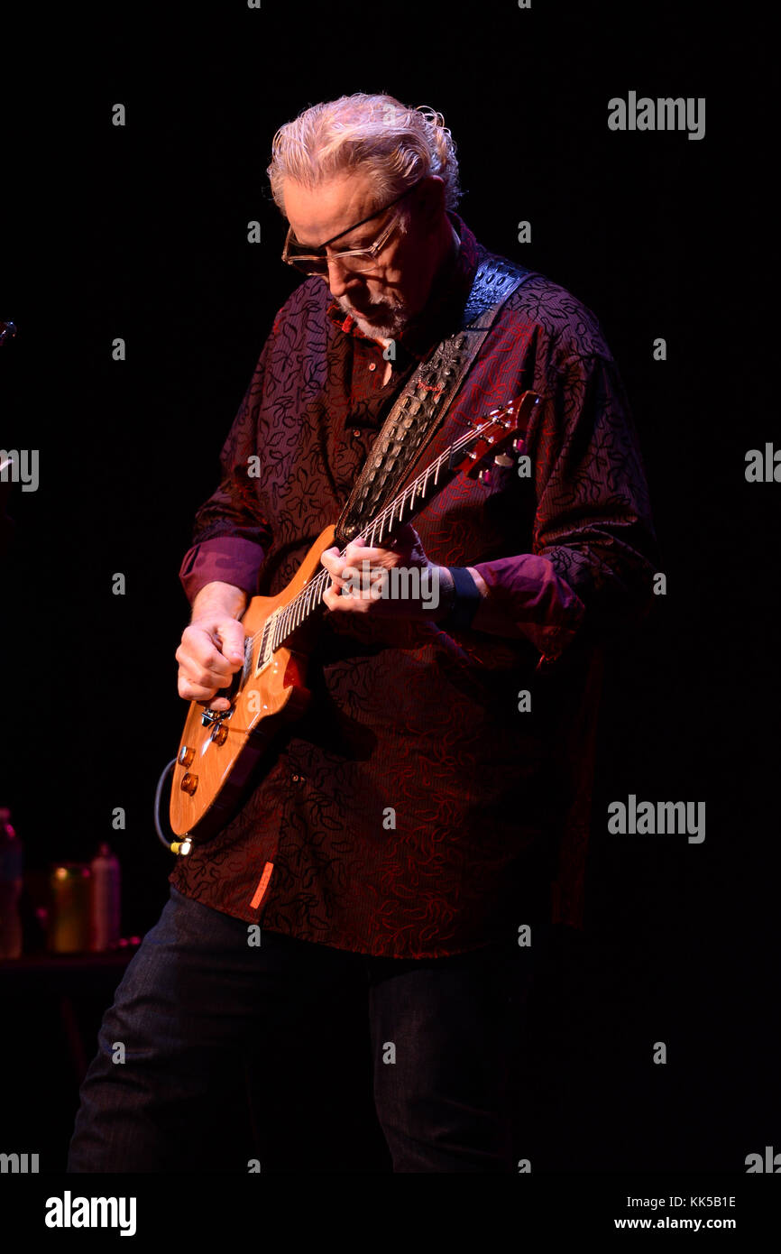 FORT LAUDERDALE FL - NOVEMBER 12: Rich Williams, David Manion, Billy ...
