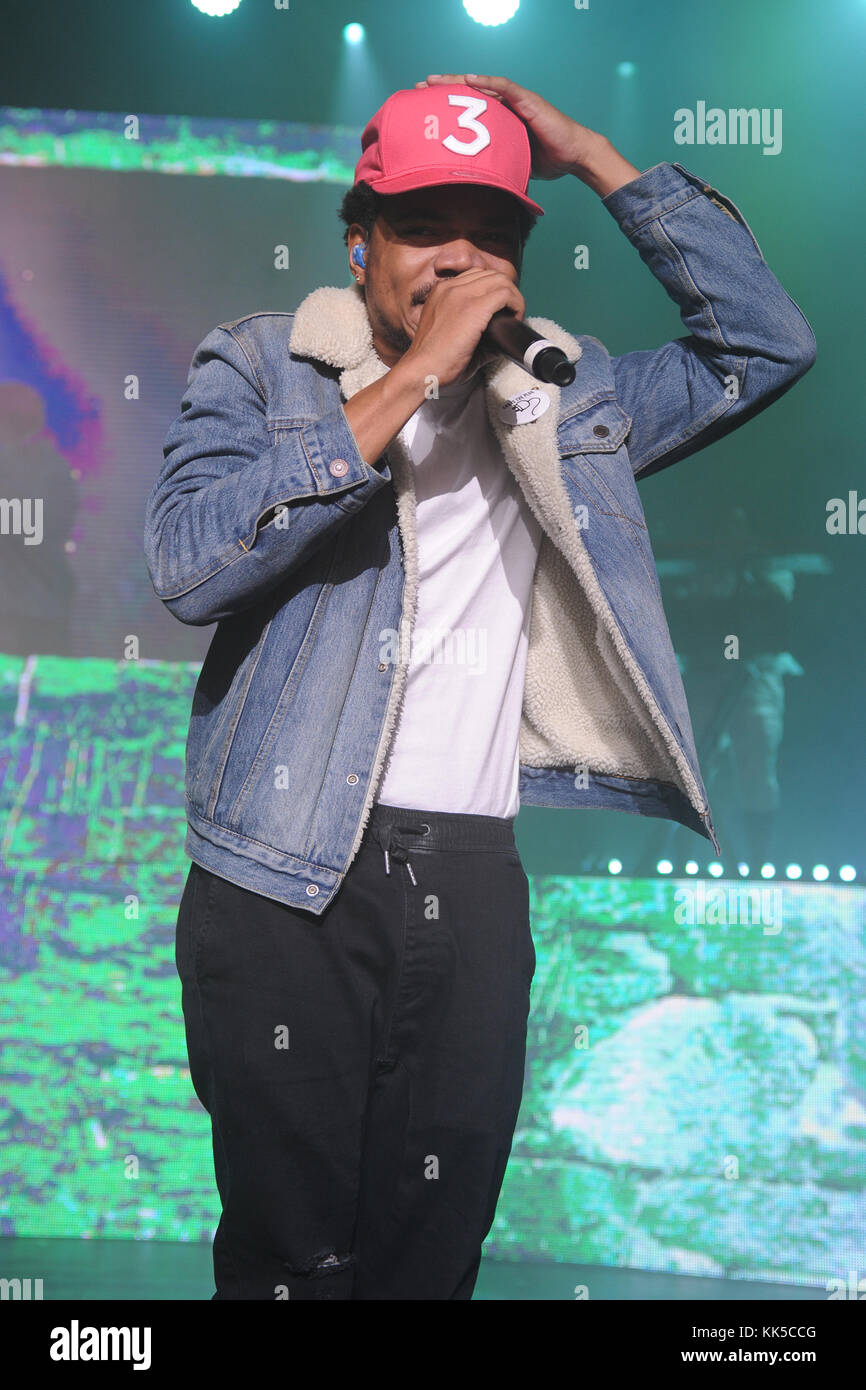 MIAMI BEACH, FL - OCTOBER 10: Chance the Rapper performs on stage at ...