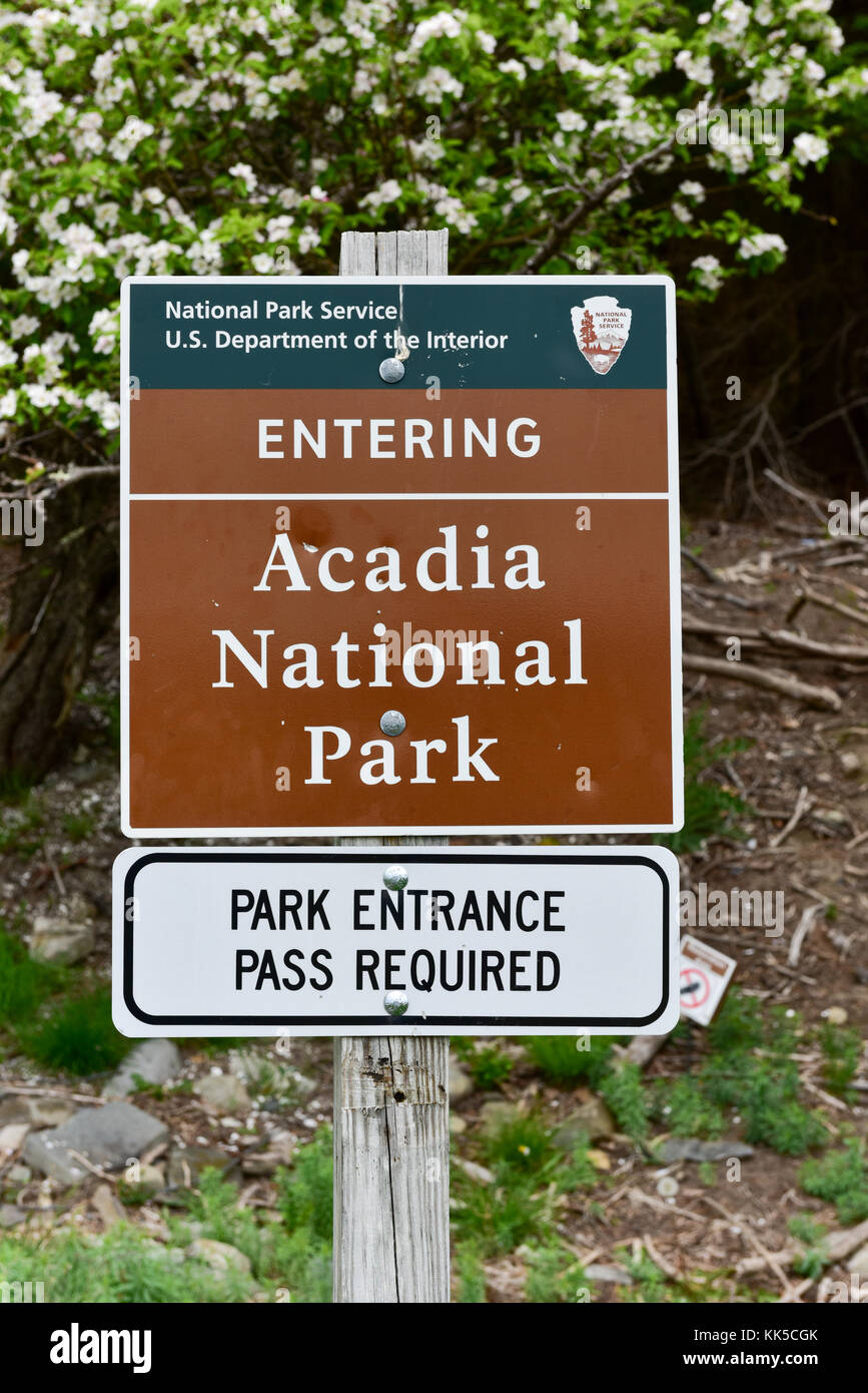 Acadia national park sign hi-res stock photography and images - Alamy