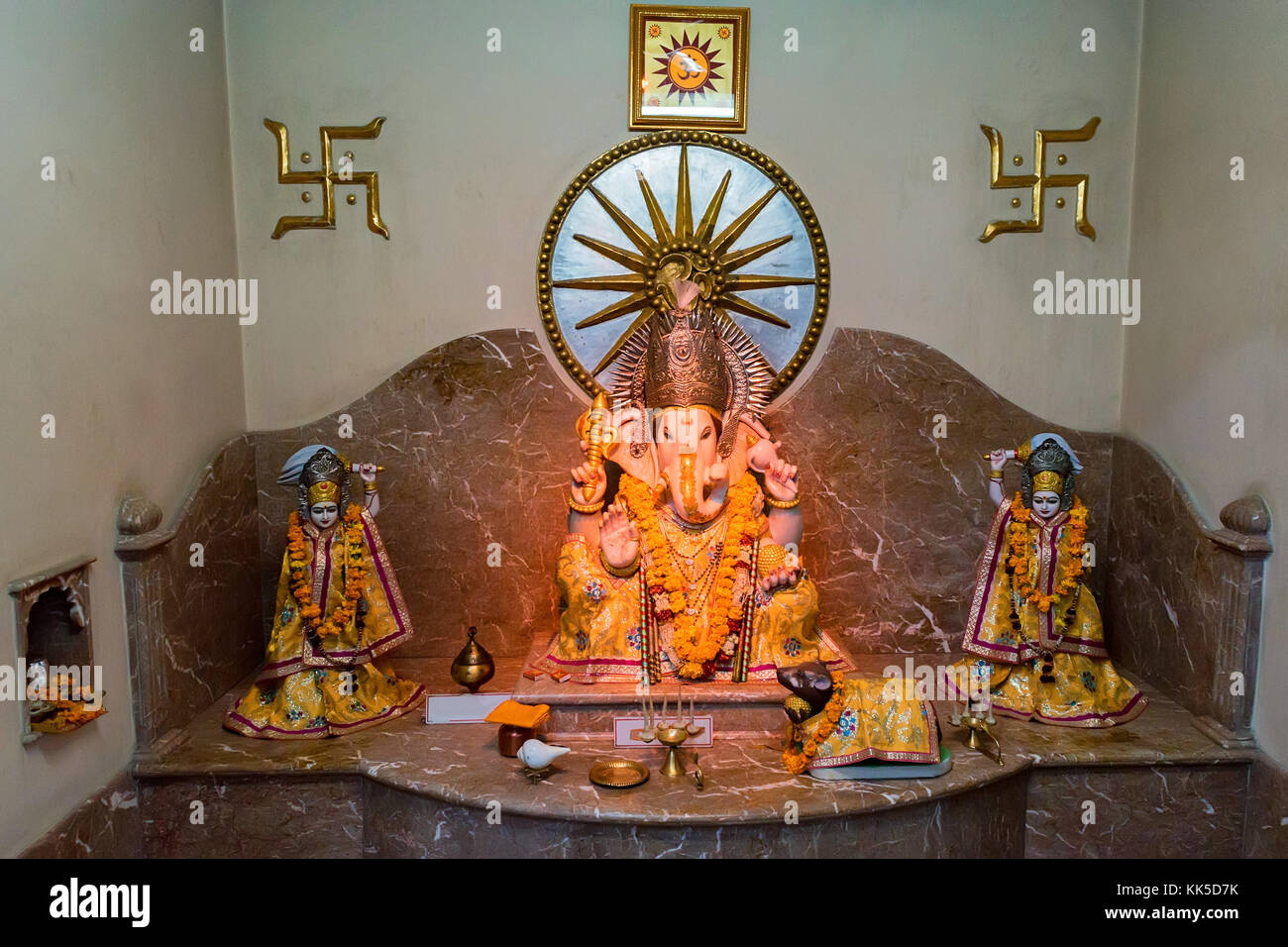 Figure of Indian God Ganesha on shelf Stock Photo - Alamy