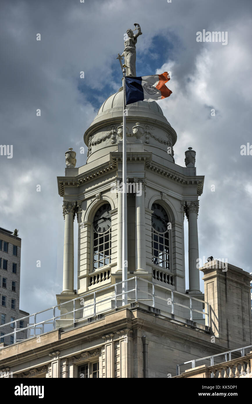New York City Hall, the seat of New York City government in Manhattan ...