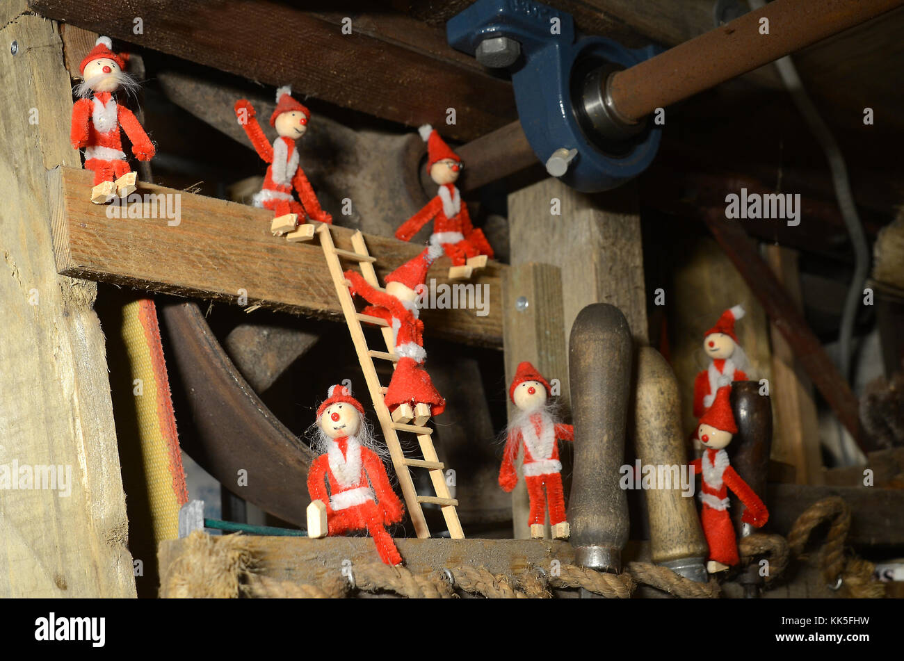 Gnome gang has arrranged themselves at the rigging loft of a retrostyle ...