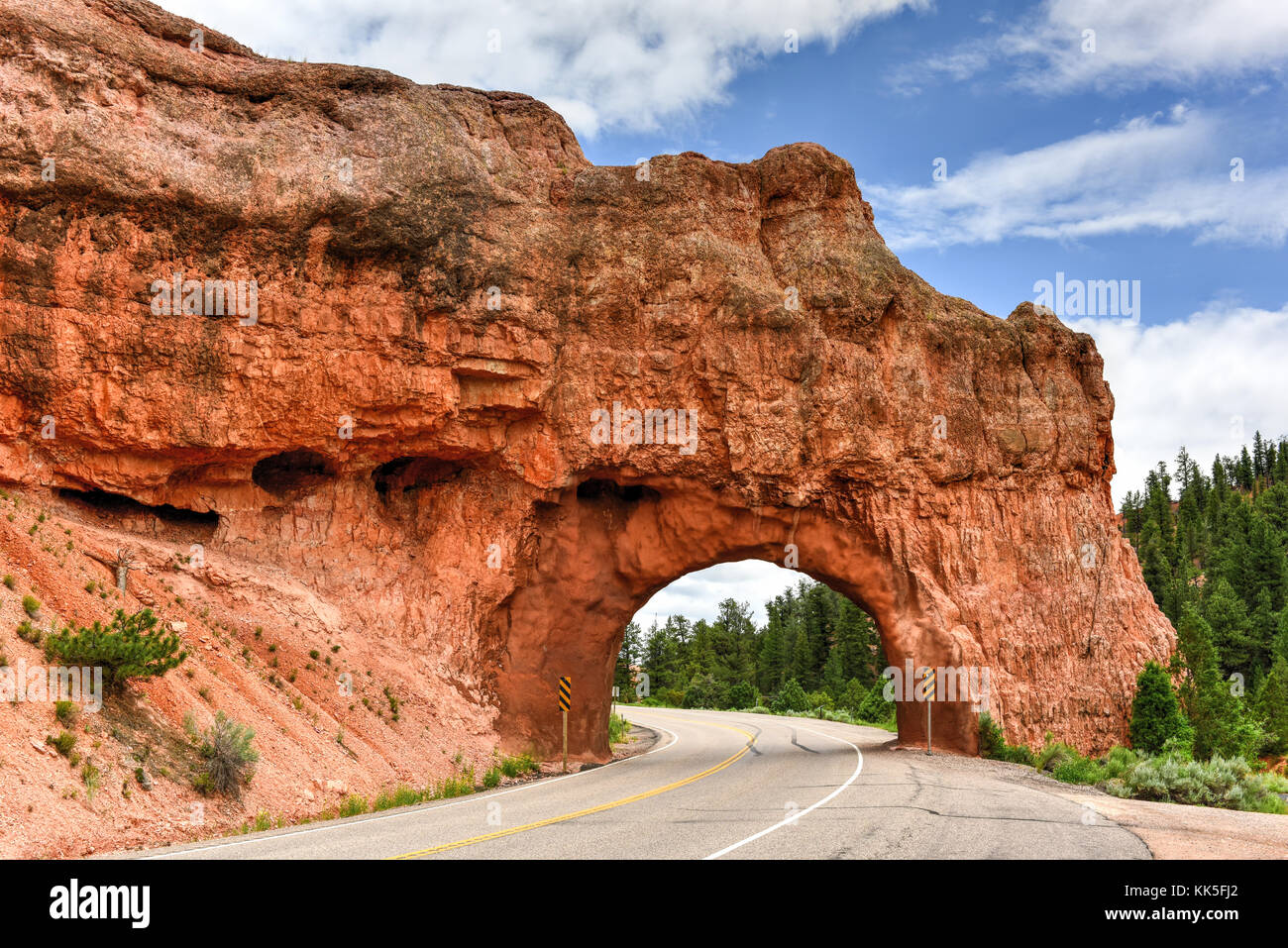 Drive Through Arch along the highway in Utah outside Red Canyon Stock ...
