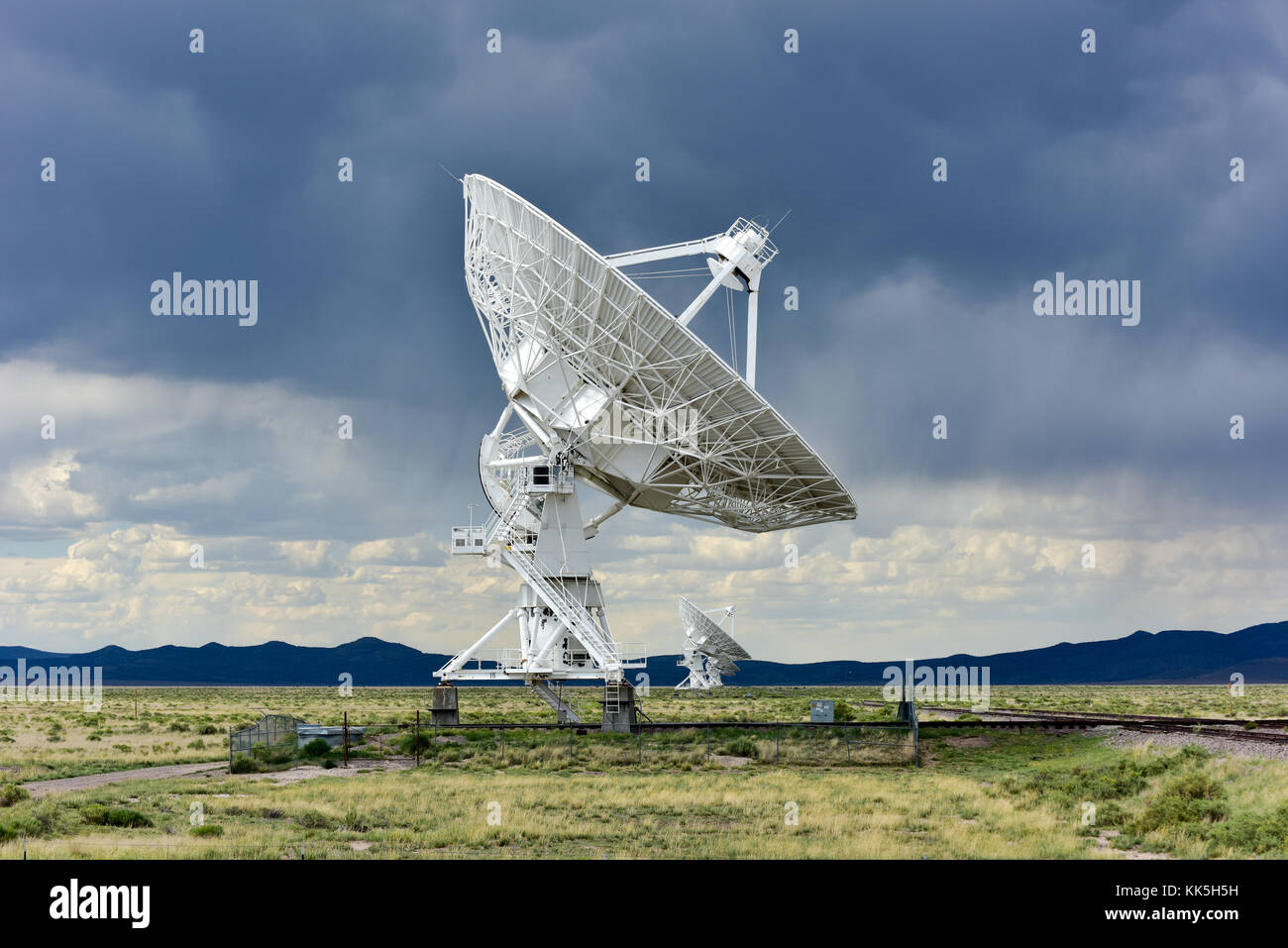 The Karl G. Jansky Very Large Array (VLA) is a radio astronomy ...