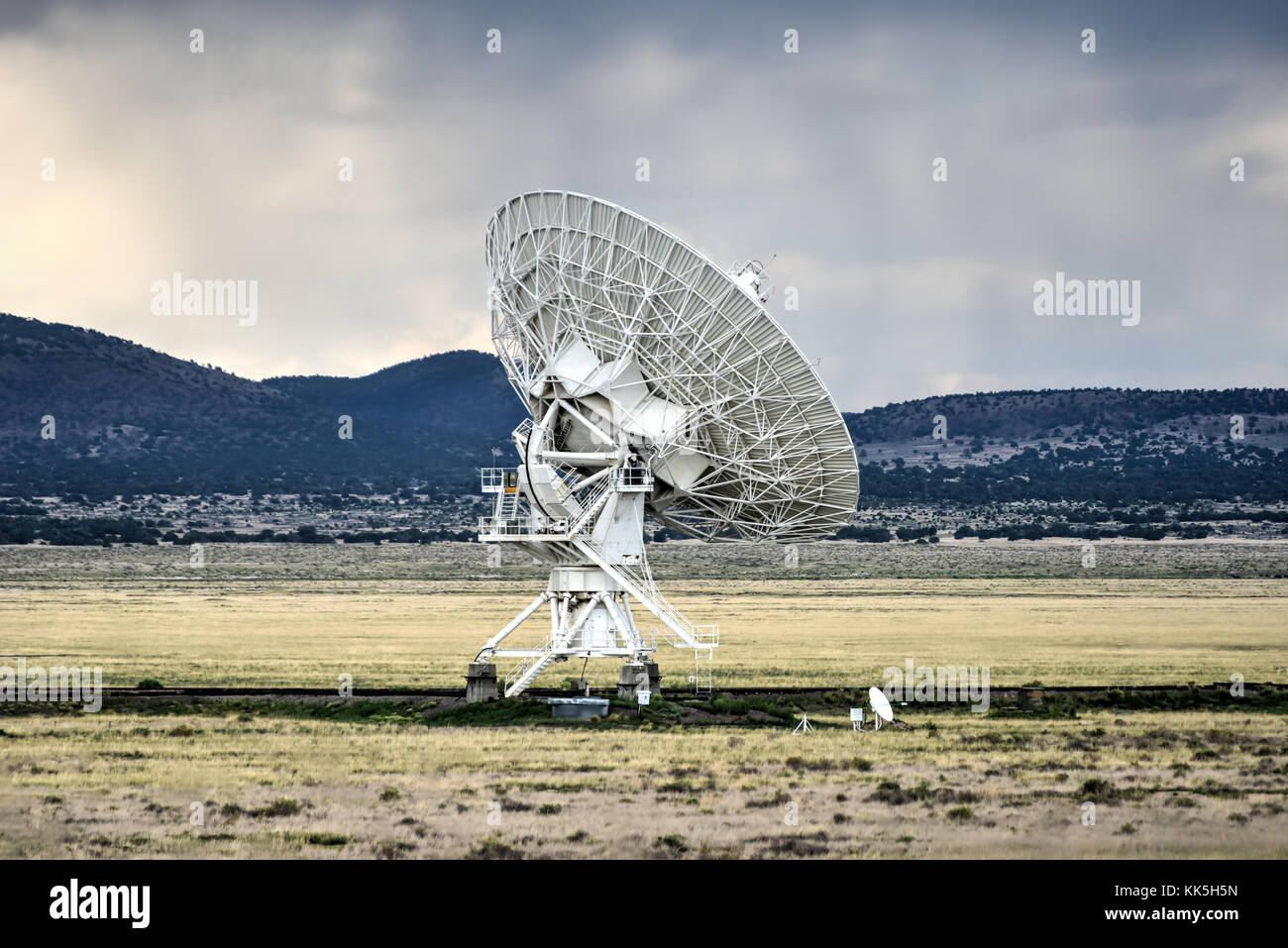 The Karl G. Jansky Very Large Array (VLA) is a radio astronomy ...