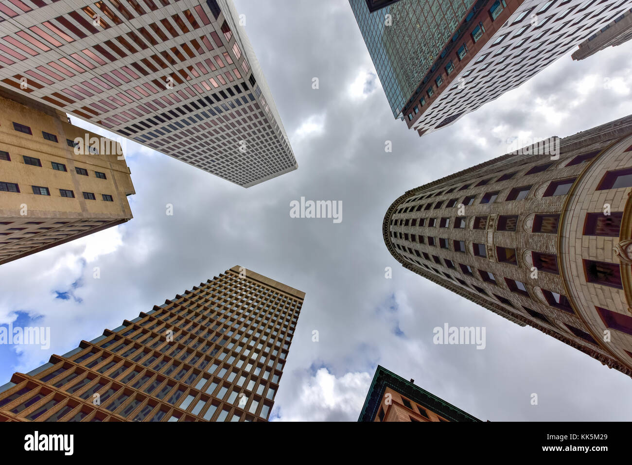 Commercial one story building hi-res stock photography and images - Alamy