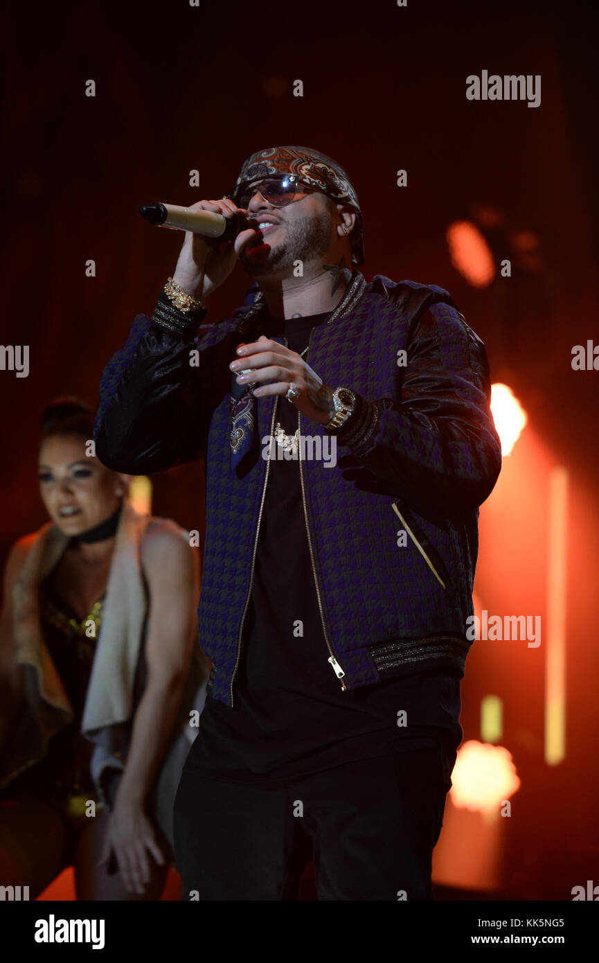 Farruko hi-res stock photography and images - Alamy