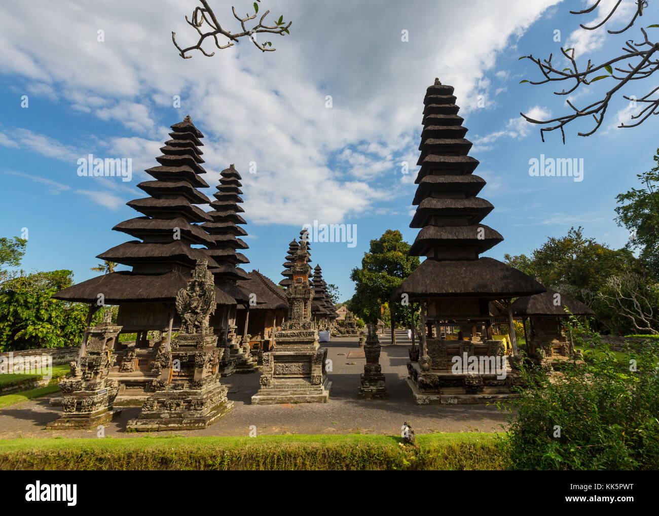 Country temple in Bali Stock Photo - Alamy