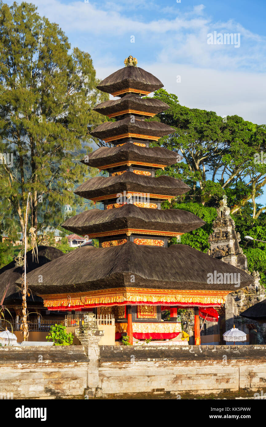 Country temple in Bali Stock Photo - Alamy