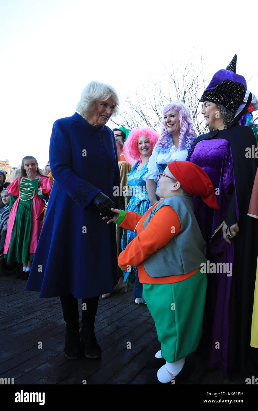 Pantomime actors hi-res stock photography and images - Alamy