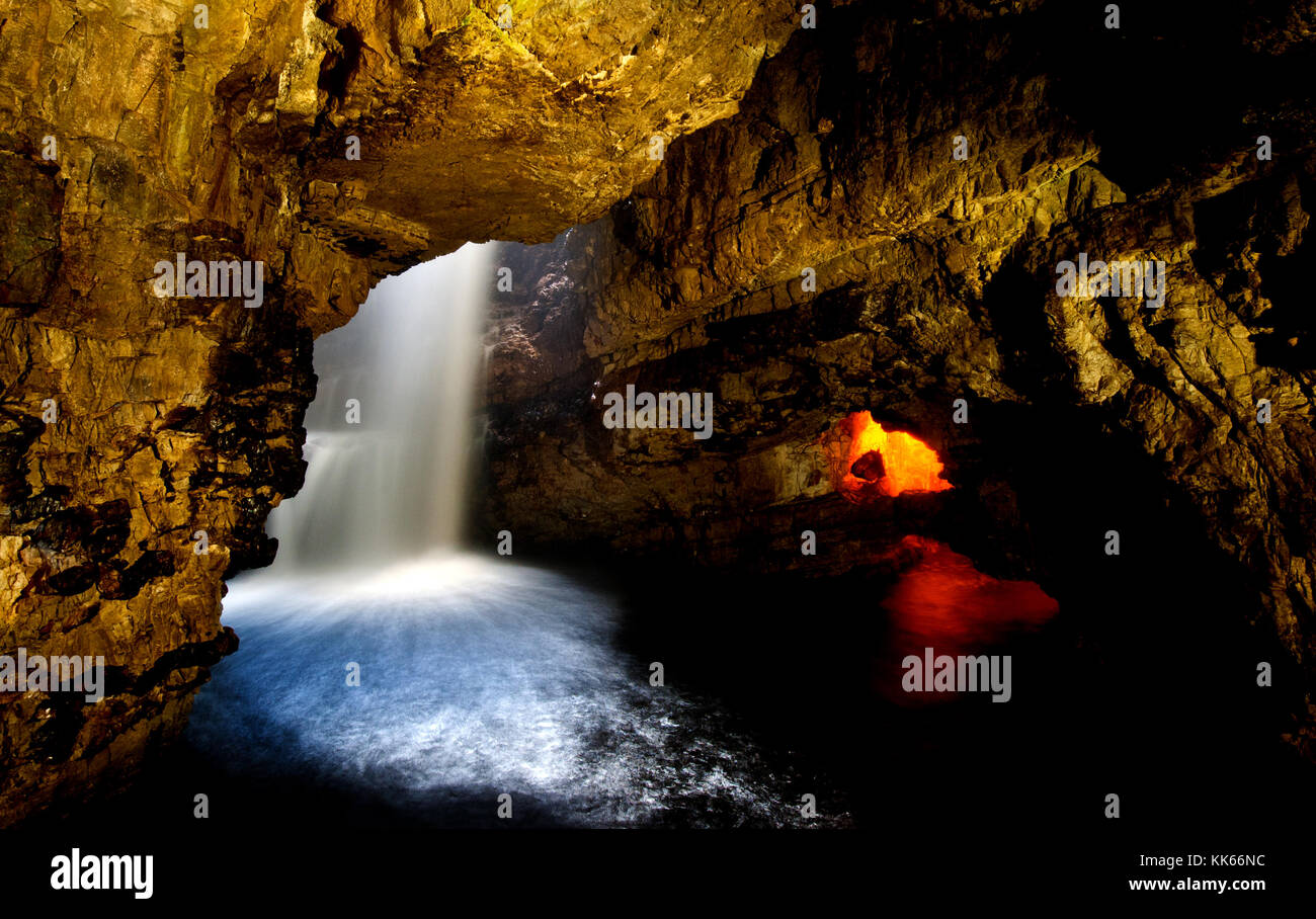 The dramatic and spectacular Smoo Cave boasts one of the largest ...
