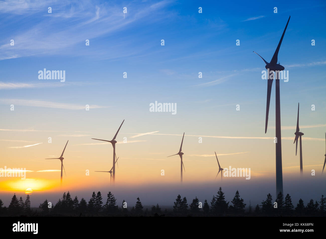 Windfarm and sunset hi-res stock photography and images - Alamy