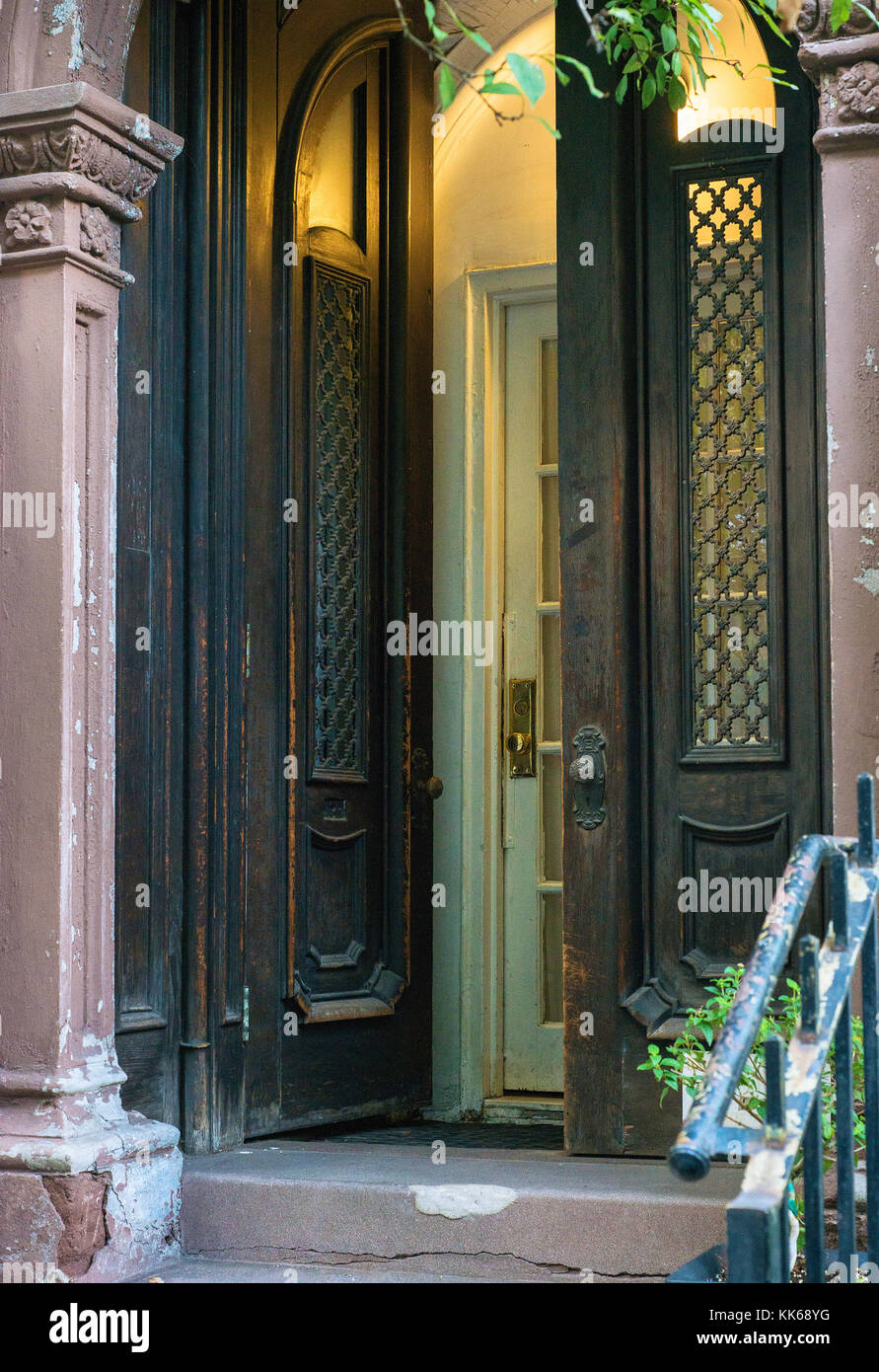 Steps to the door of new york city apartment building hi-res stock ...