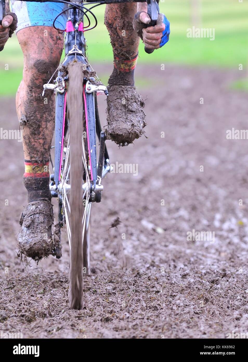 Cyclocross in mud hi-res stock photography and images - Alamy