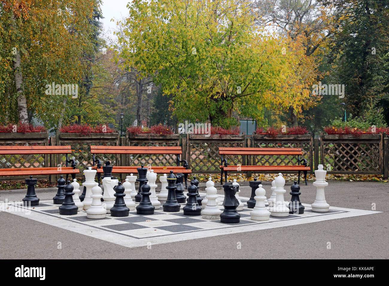 Outdoor chess table hi-res stock photography and images - Alamy