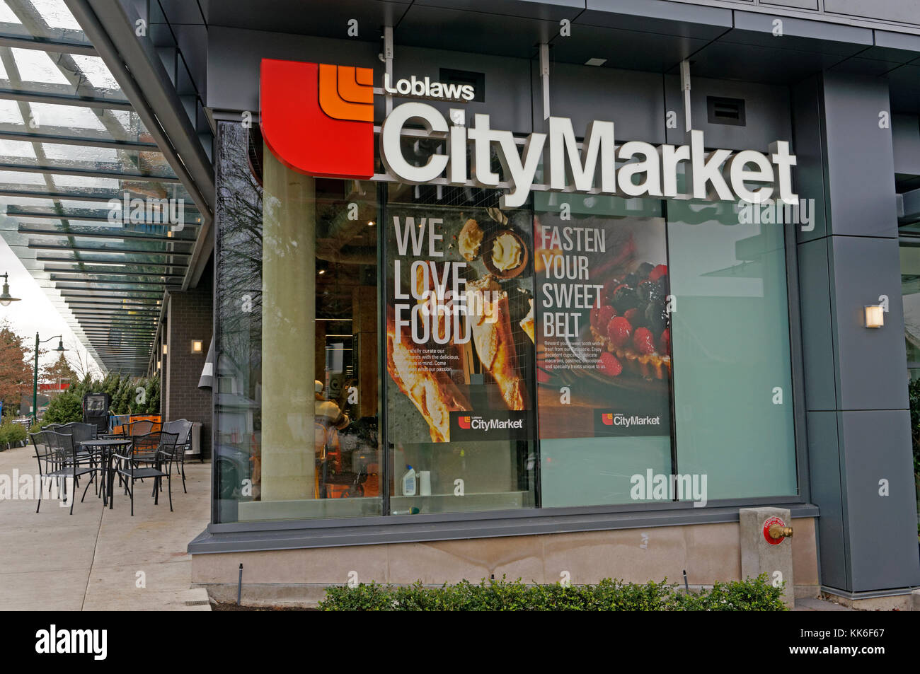 Loblaws grocery stores hi-res stock photography and images - Alamy