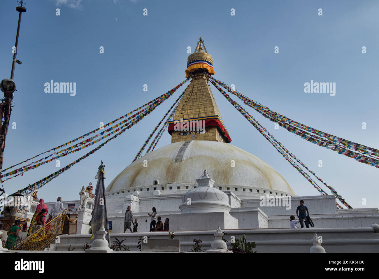 Prayer flags great stupa hi-res stock photography and images - Alamy