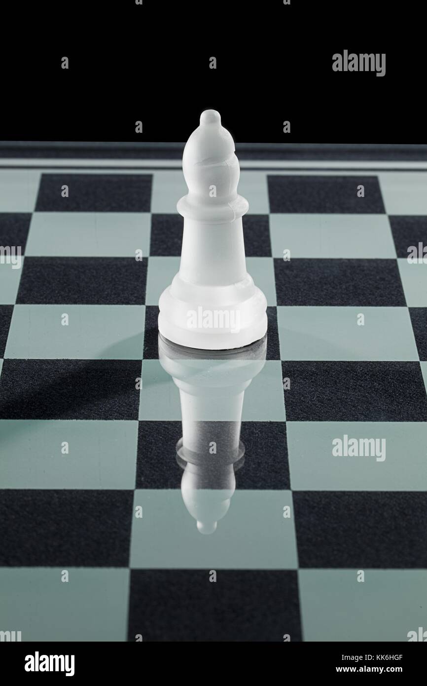 Bishop chess piece hi-res stock photography and images - Alamy