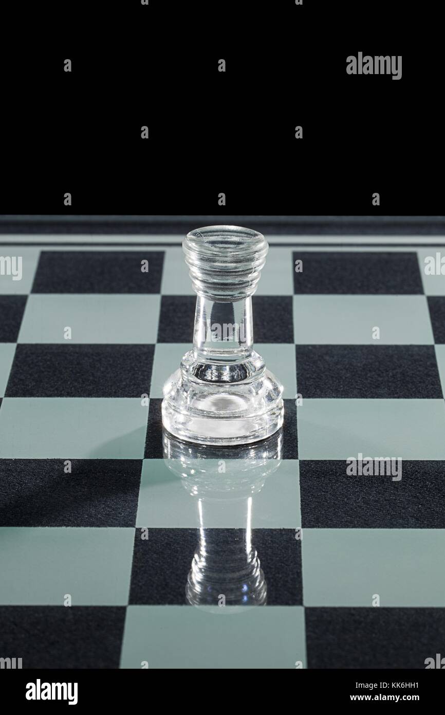single chess rook on chess board Stock Photo - Alamy