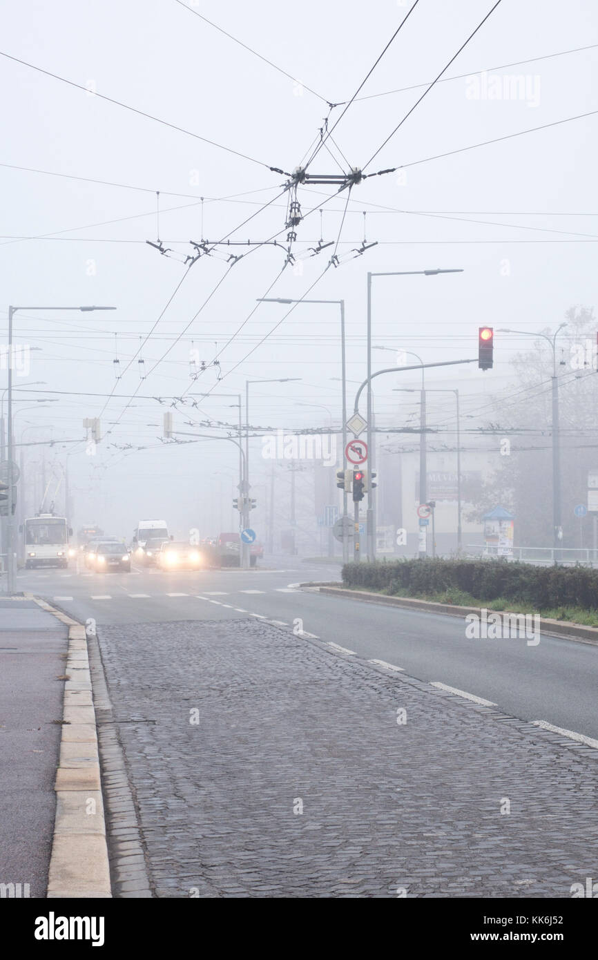 Foggy cars hi-res stock photography and images - Alamy