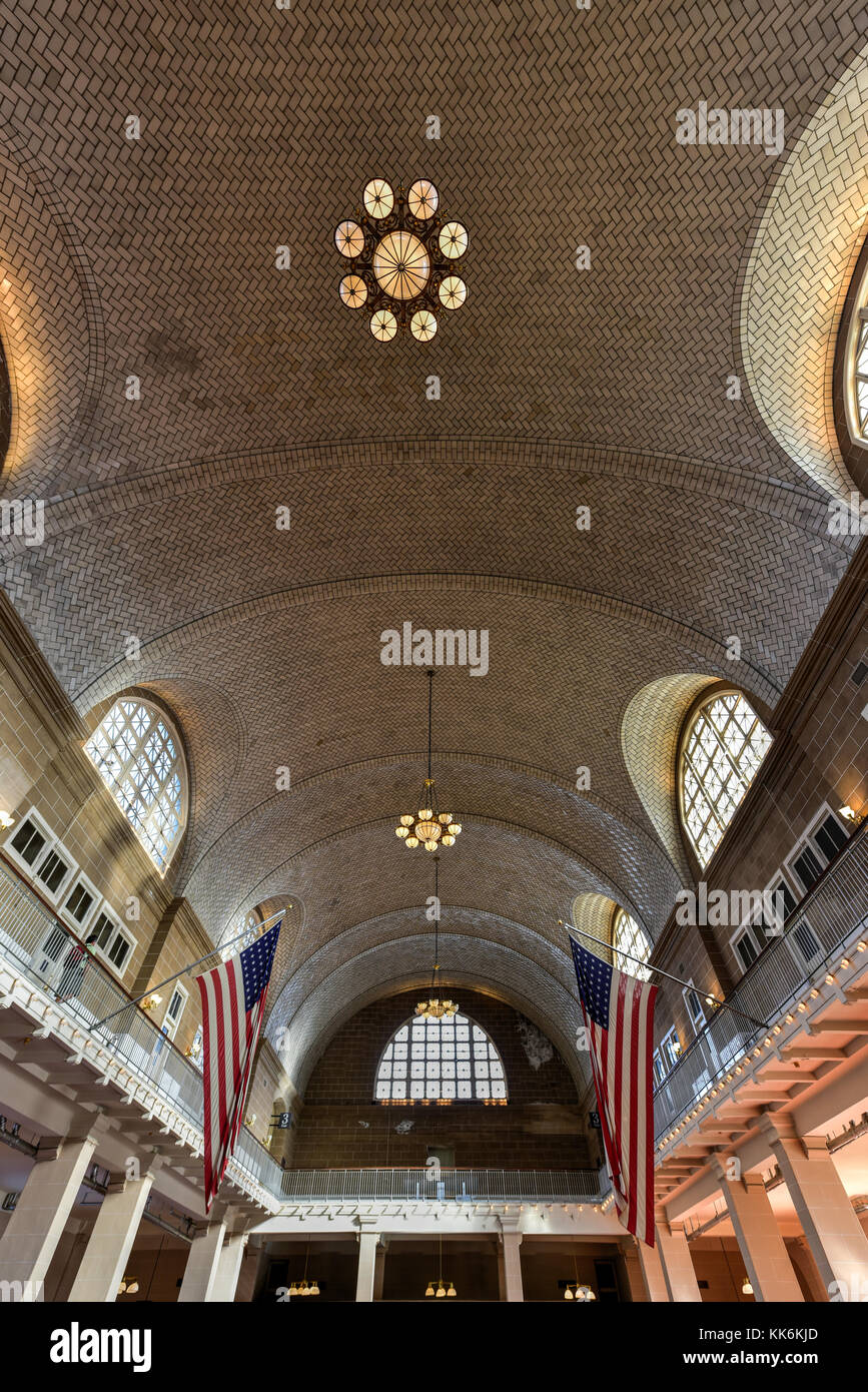 The great hall in ellis island national park hi-res stock photography ...