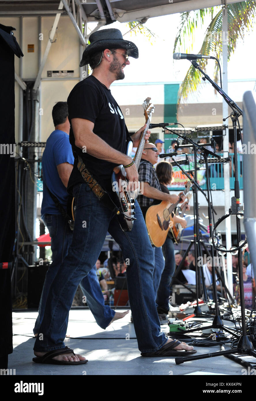FORT LAUDERDALE, FL - MAY 28: Andrew Copeland, Ken Block, and Ryan ...