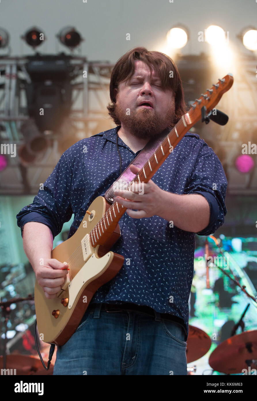 WEST PALM BEACH, FL - APRIL 30: (EMBARGOED TILL 05/03016) Heather Gills ...