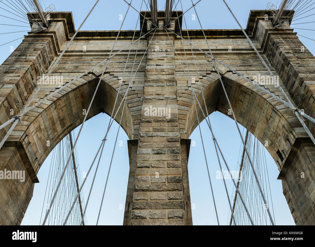 View of the gothic arches of the Brooklyn Bridge Stock Photo - Alamy