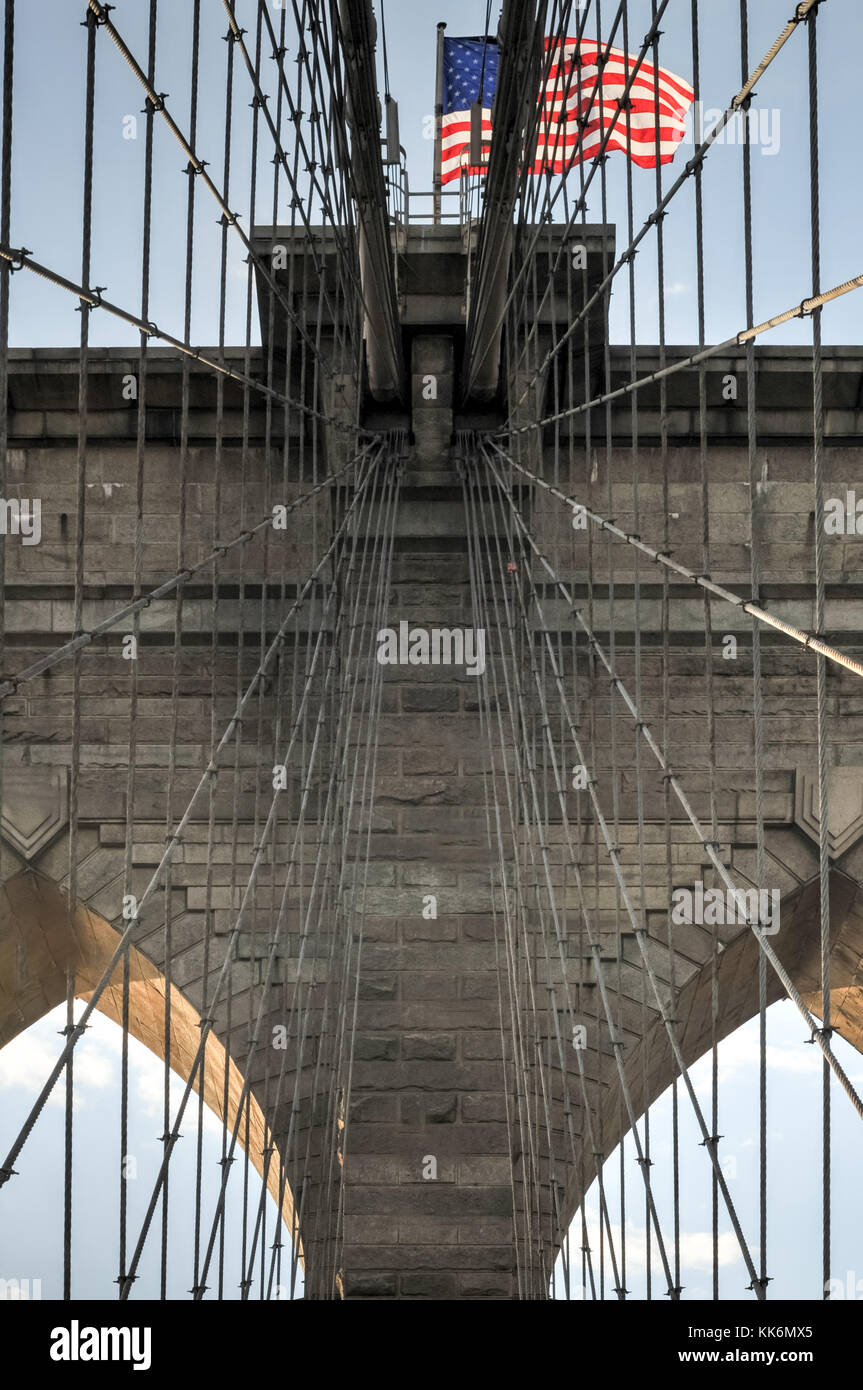 Gothic arches of the Brooklyn Bridge Stock Photo - Alamy