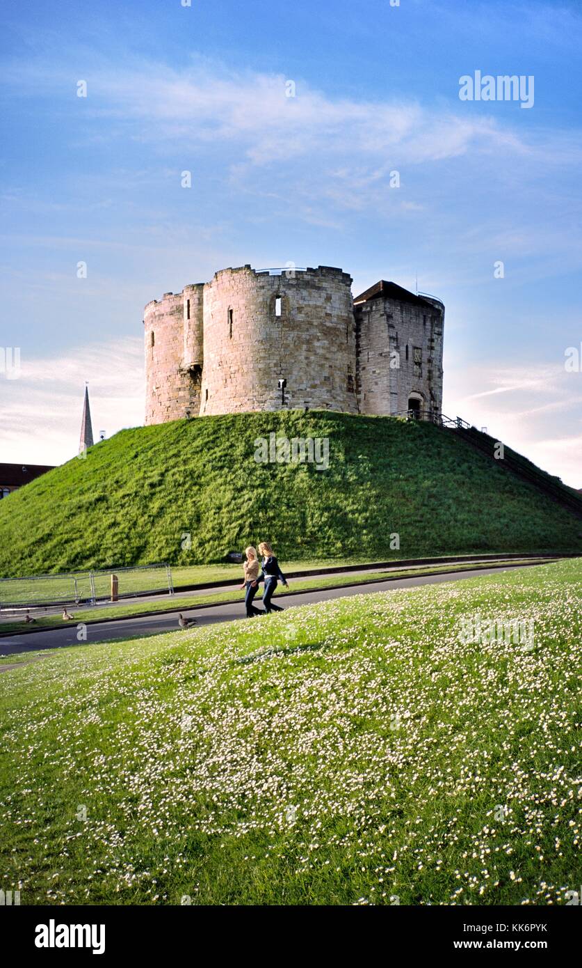 Norman Tower Keep High Resolution Stock Photography and Images - Alamy