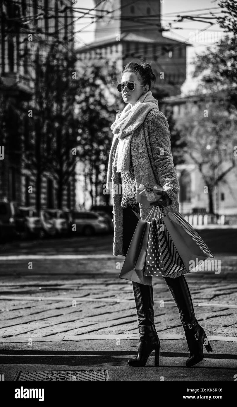 Rediscovering things everybody love in Milan. Full length portrait of ...