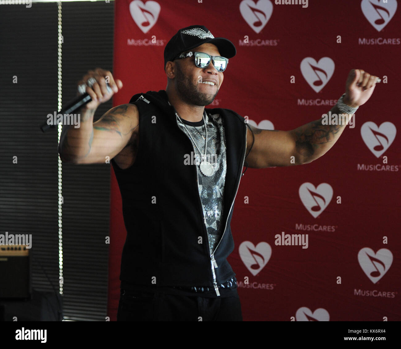 FORT LAUDERDALE, FL - NOVEMBER 22: Richie Supa and Flo Rida attend ...