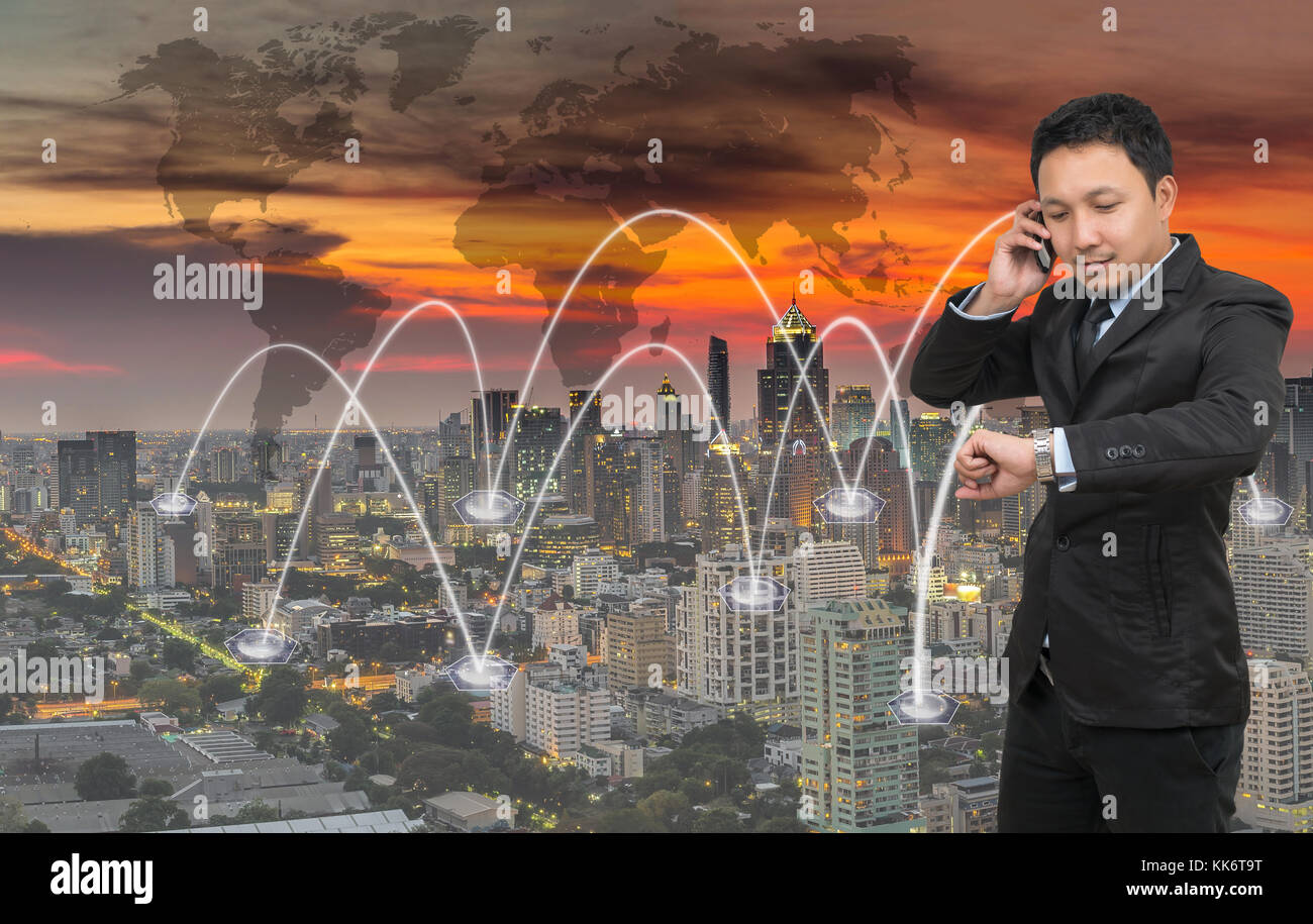 World internet connectivity map hi-res stock photography and images - Alamy