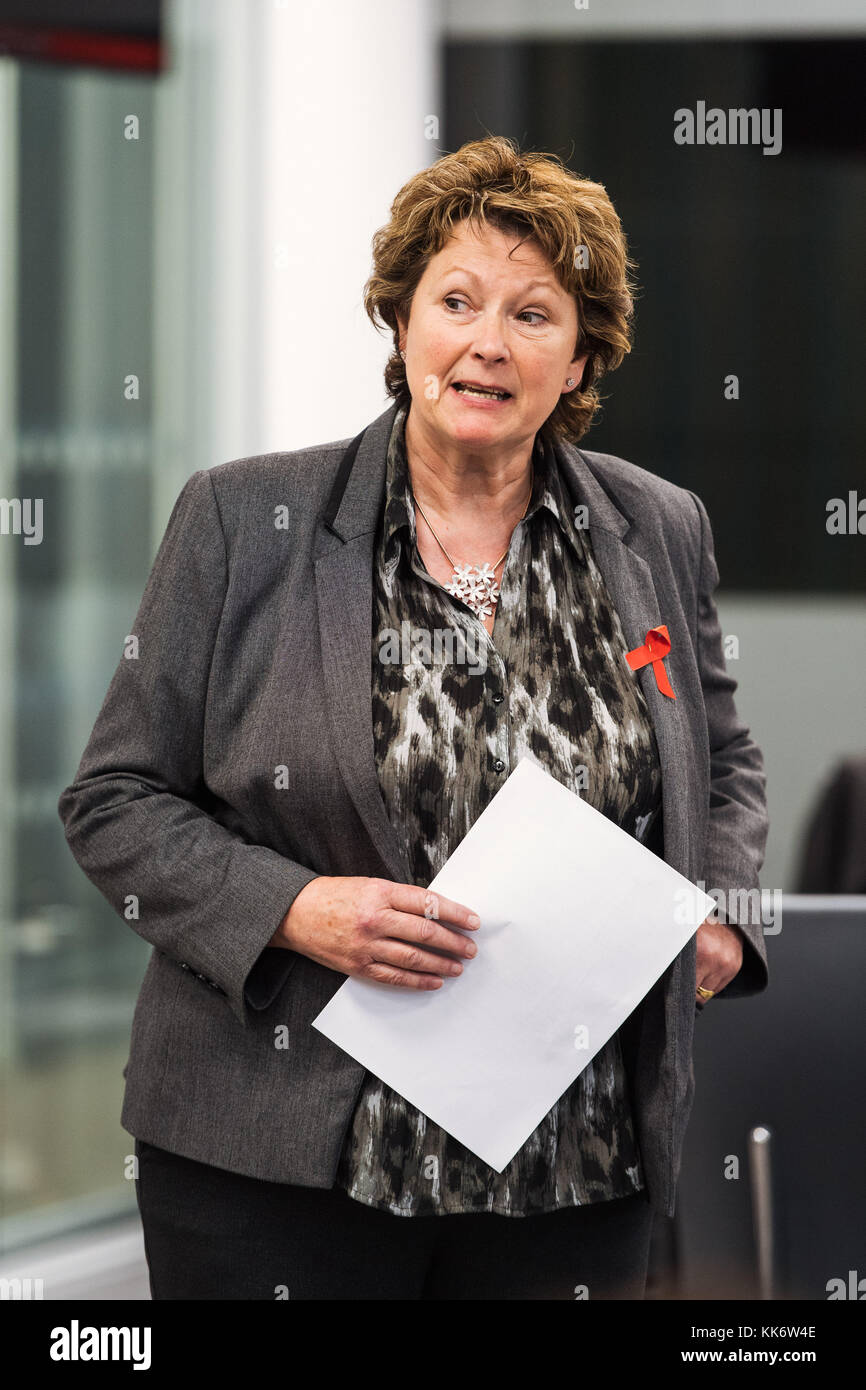 Welsh assembly hi-res stock photography and images - Alamy