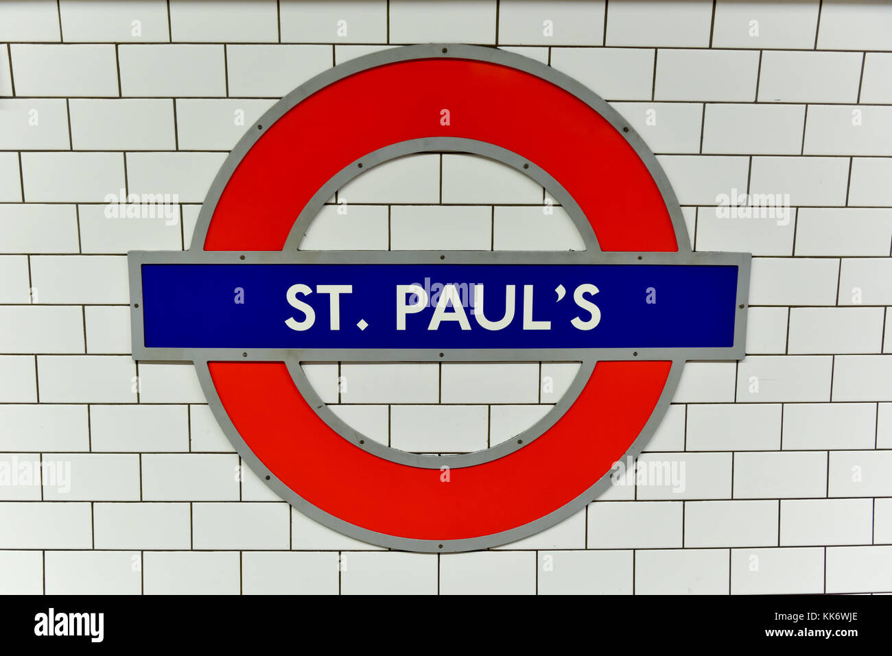 Tfl rail logo hi-res stock photography and images - Alamy