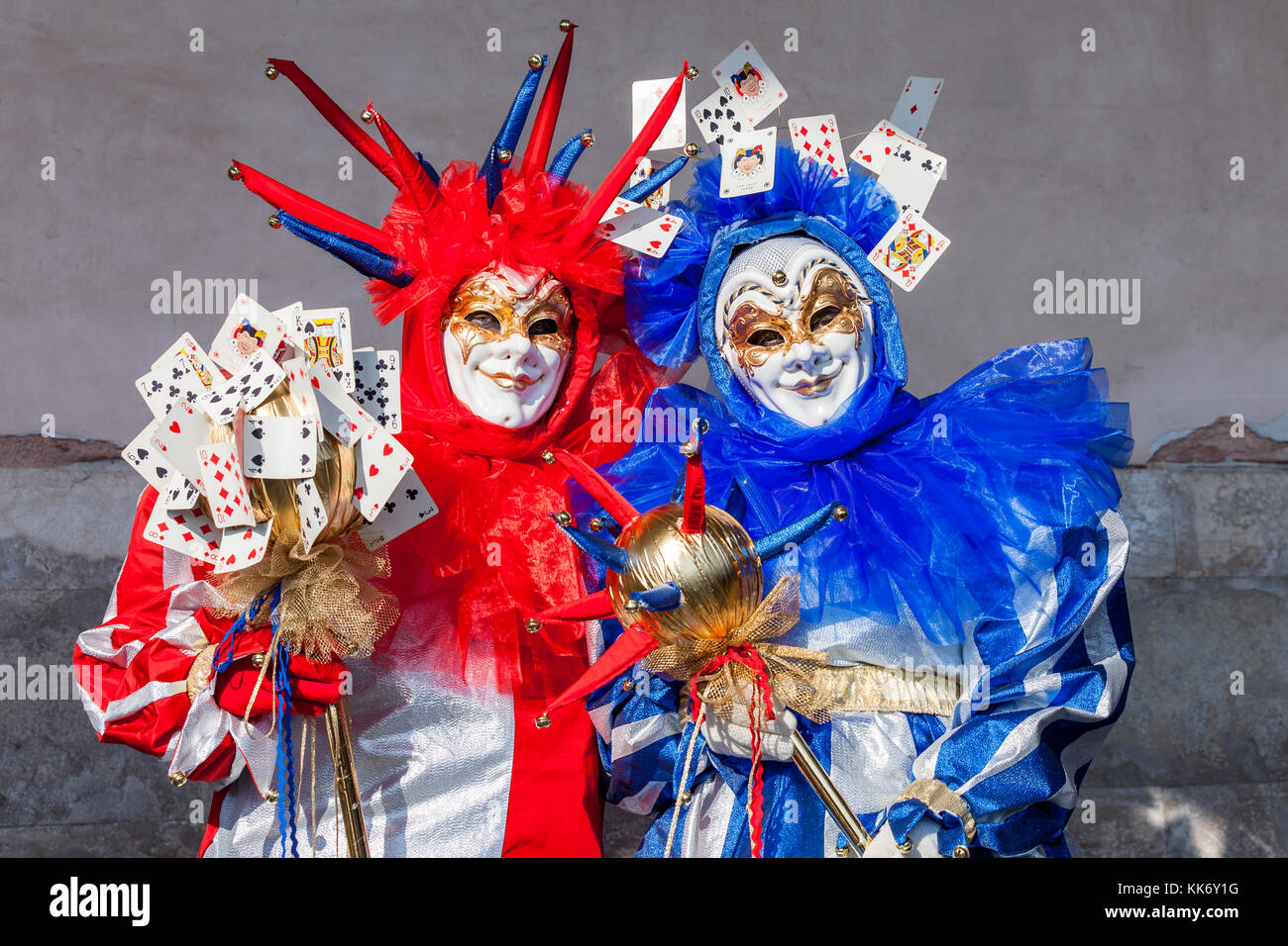 Italian playing cards hi-res stock photography and images - Alamy