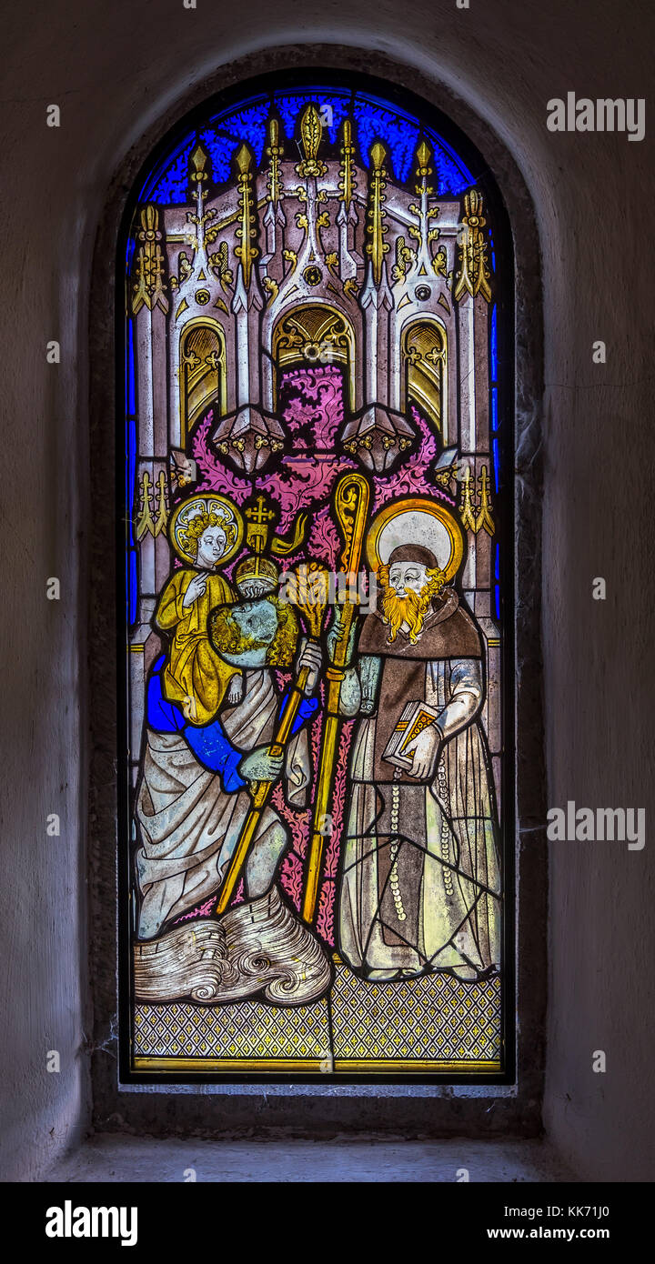 St christopher stained glass hi-res stock photography and images - Alamy