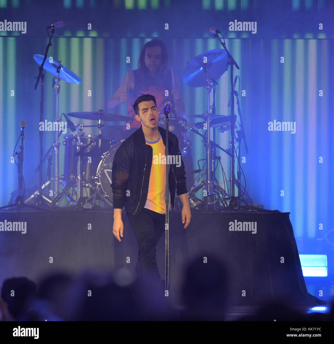 MIAMI BEACH, FL - MAY 21: Recording artist Joe Jonas of DNCE performs ...