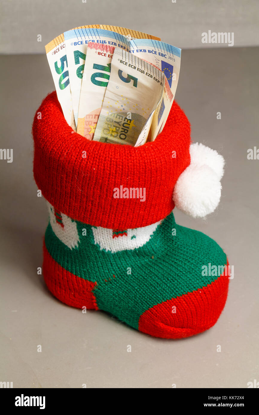Boot money hi-res stock photography and images - Alamy