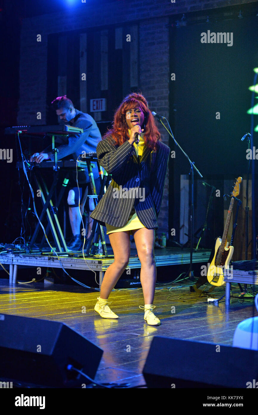 Sigger hi-res stock photography and images - Alamy