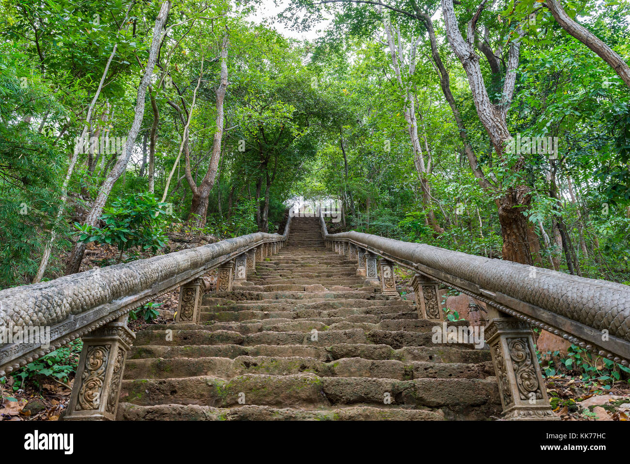 Hill top temple hi-res stock photography and images - Alamy