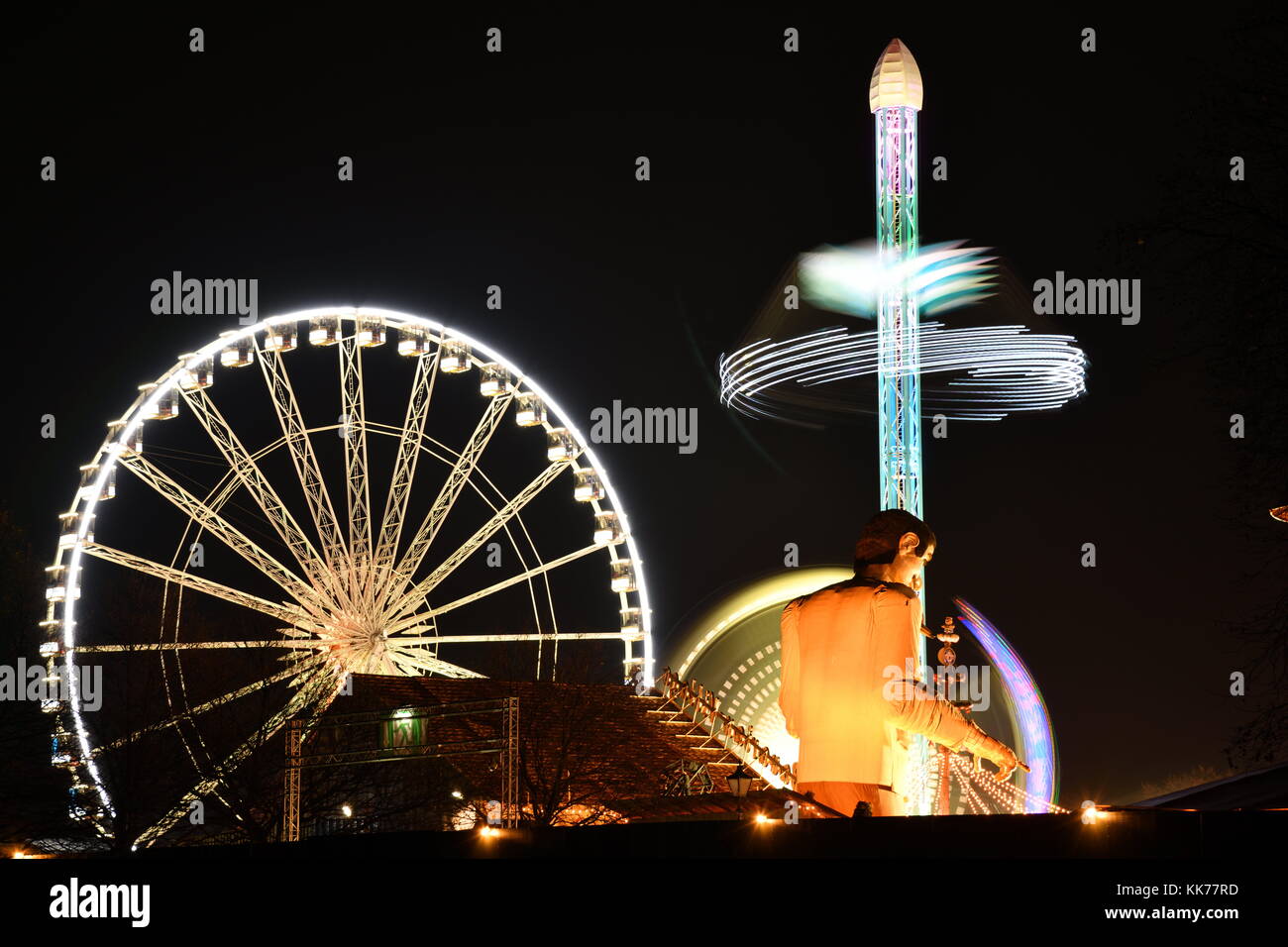 Fairground bus hi-res stock photography and images - Alamy