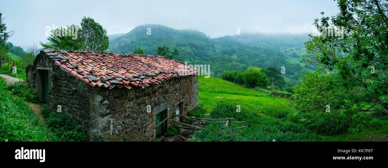 Miera Valley, Valles Pasiegos, Cantabria, Spain, Europe Stock Photo - Alamy