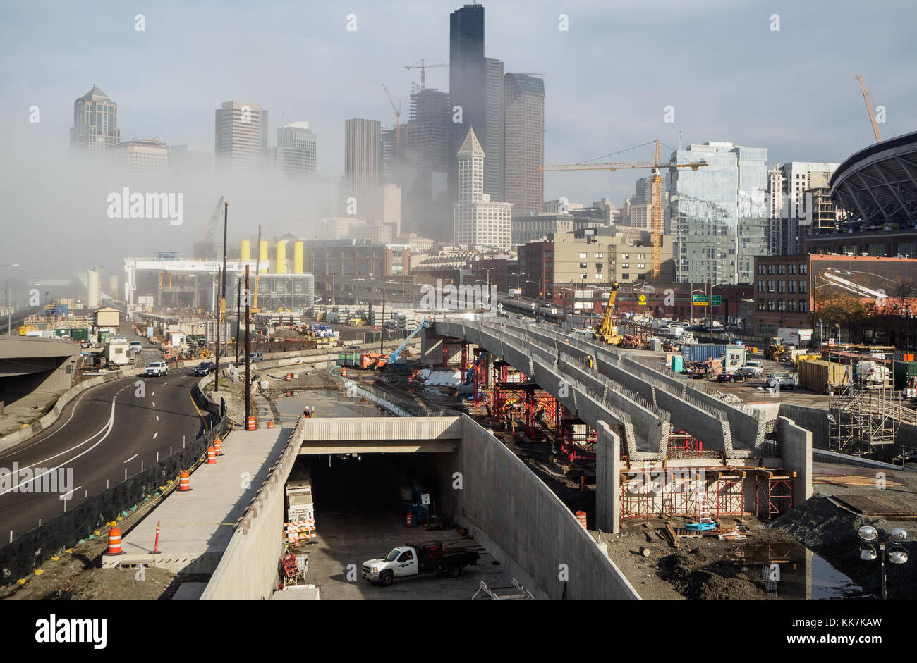 The future northbound SR 99 off-ramp bridge to South Dearborn Street ...