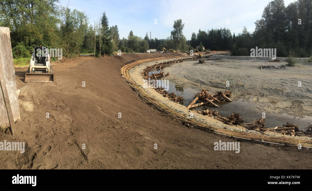 Reinforced riverbank hi-res stock photography and images - Alamy