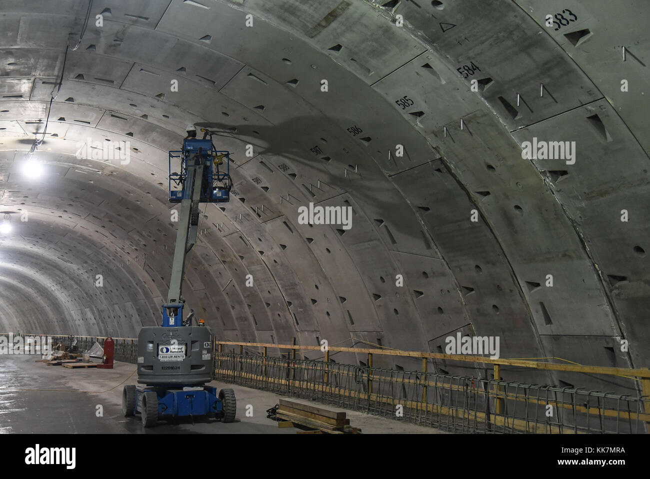 Above the southbound roadway deck of the SR 99 tunnel, a Seattle Tunnel ...